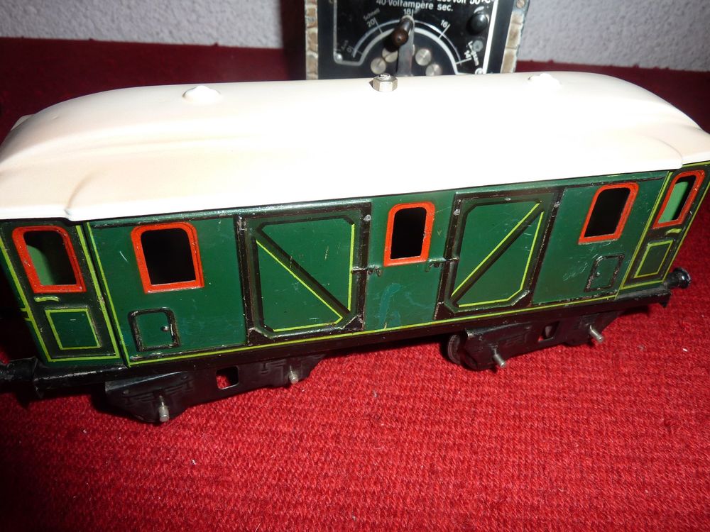 Doll Spur 0, Personenzug mit Lok BLS (Gebraucht) in Rüfenacht BE für ...