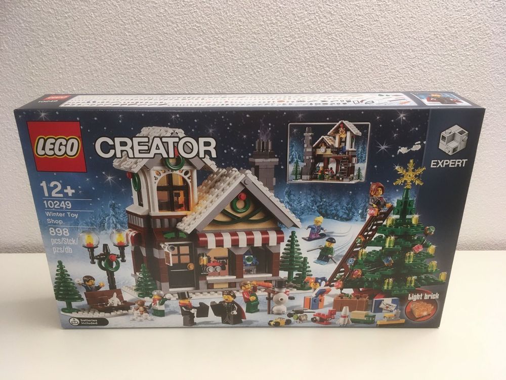 Lego Creator Expert zwei Sets 10249 + 10254 Toy Shop & Train (Neu und ...