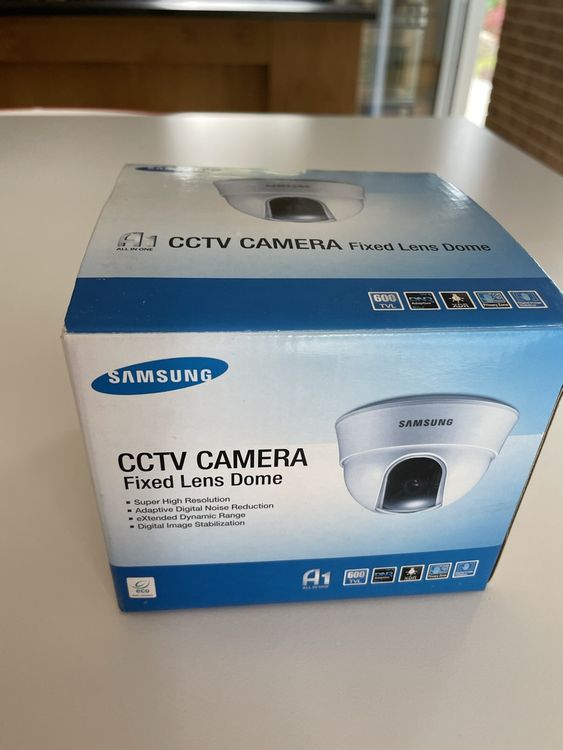 Caméra Samsung de surveillance analogique (Neu und originalverpackt) in Miège für CHF 15 – mit ...