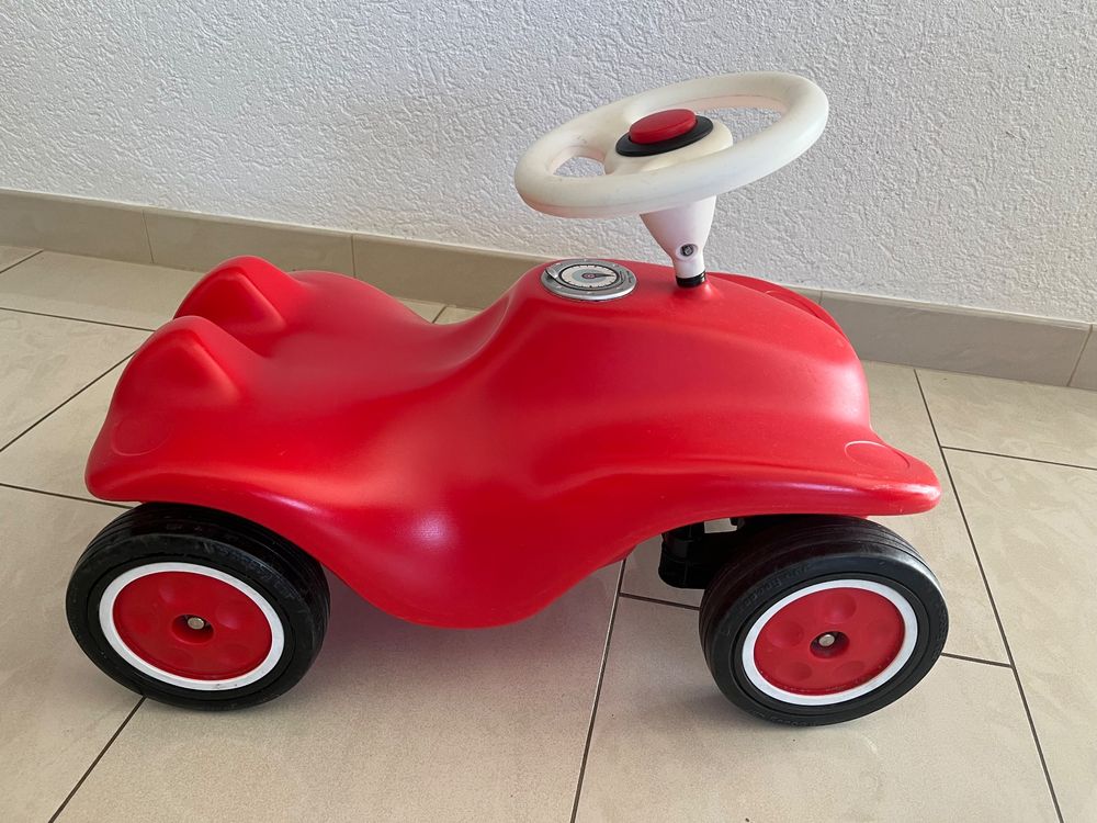 Bobby Car Rot in gutem Zustand (Gebraucht) in Liestal für CHF 5 – nur ...