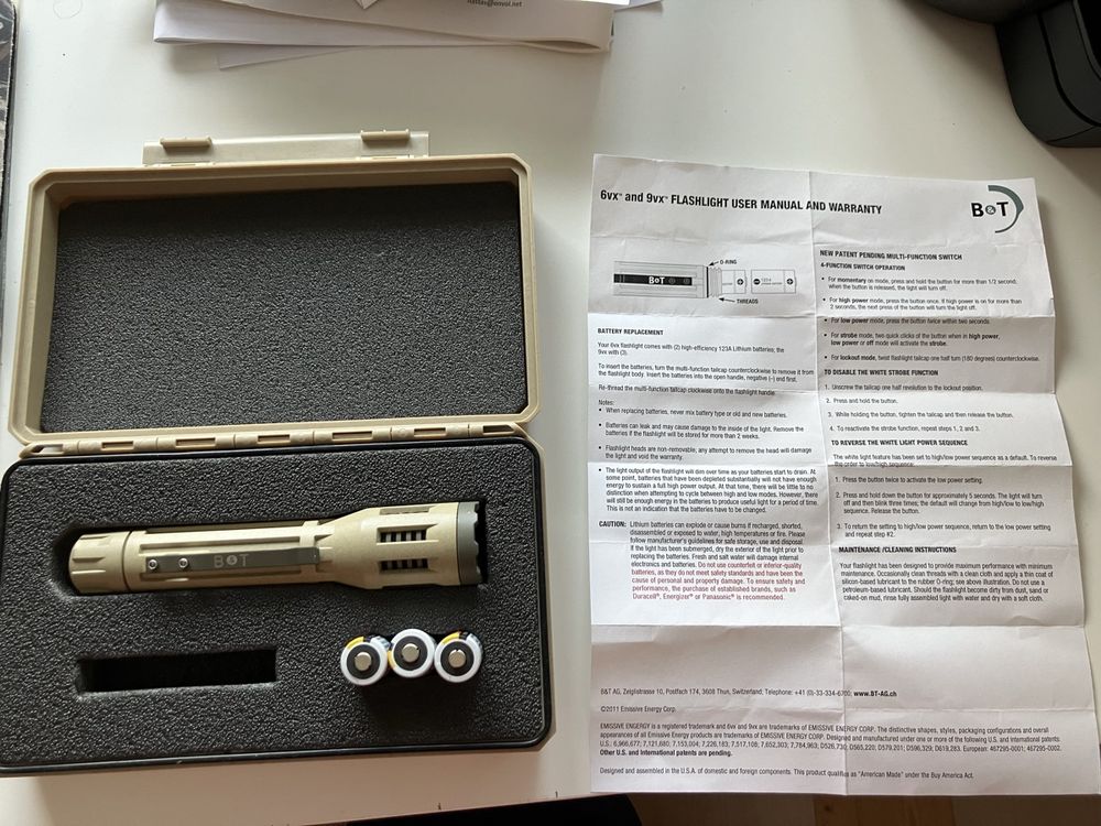 Neu B&T Inforce 9VX 300 Lumen LED Taktische Tadchenlampe FDE (Neu und ...