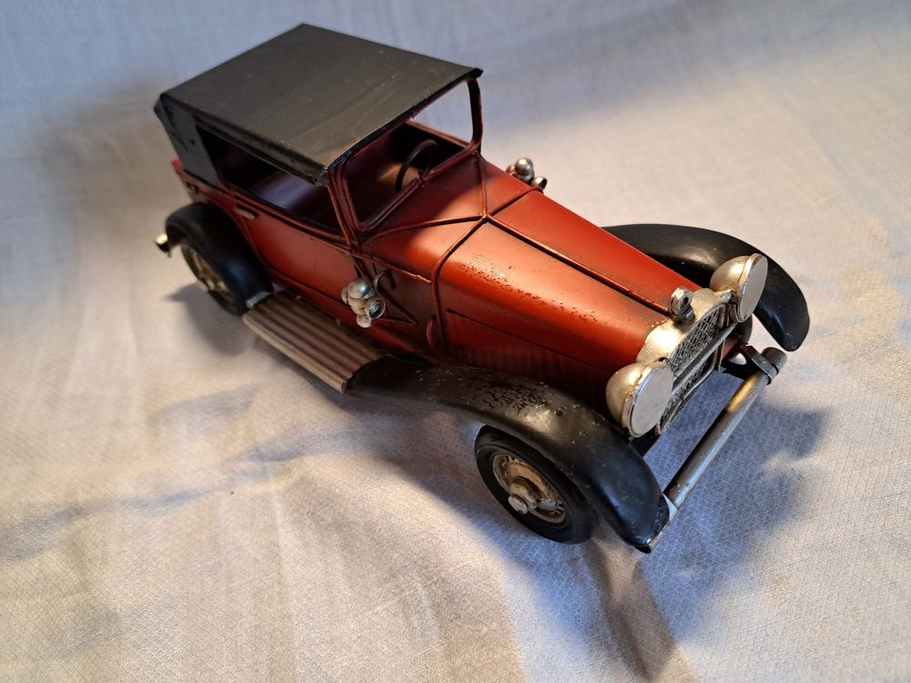 Schönes Blech Modell Auto | Kaufen auf Ricardo