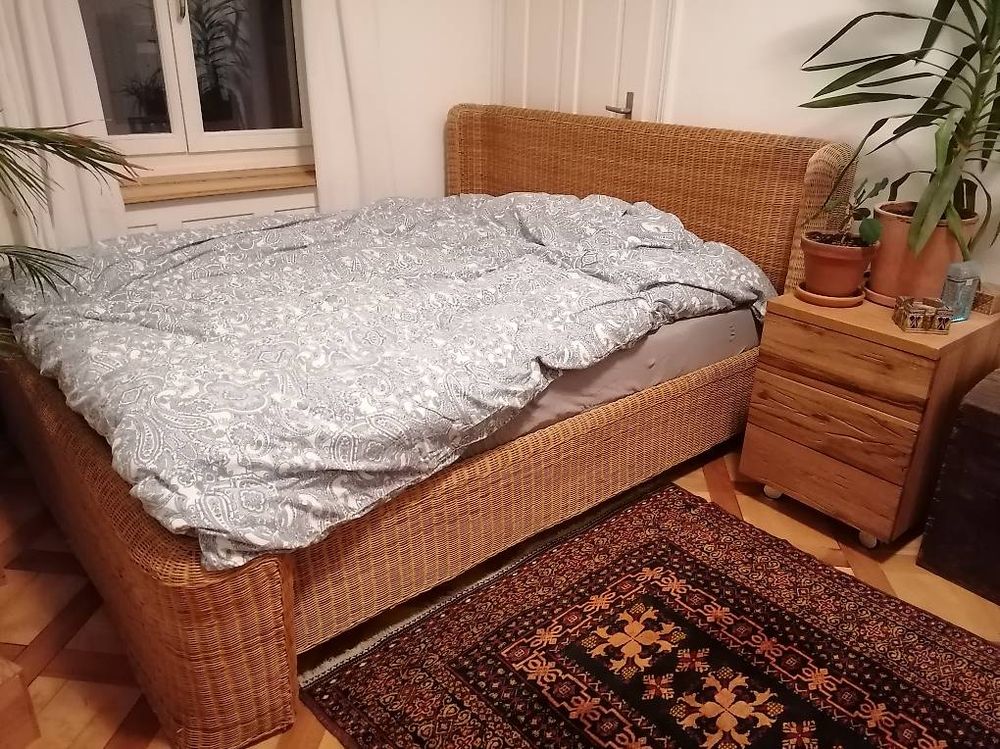 Rattan-Bett 160x200 (Zustand sehr gut) (Gebraucht) in Zürich für CHF ...