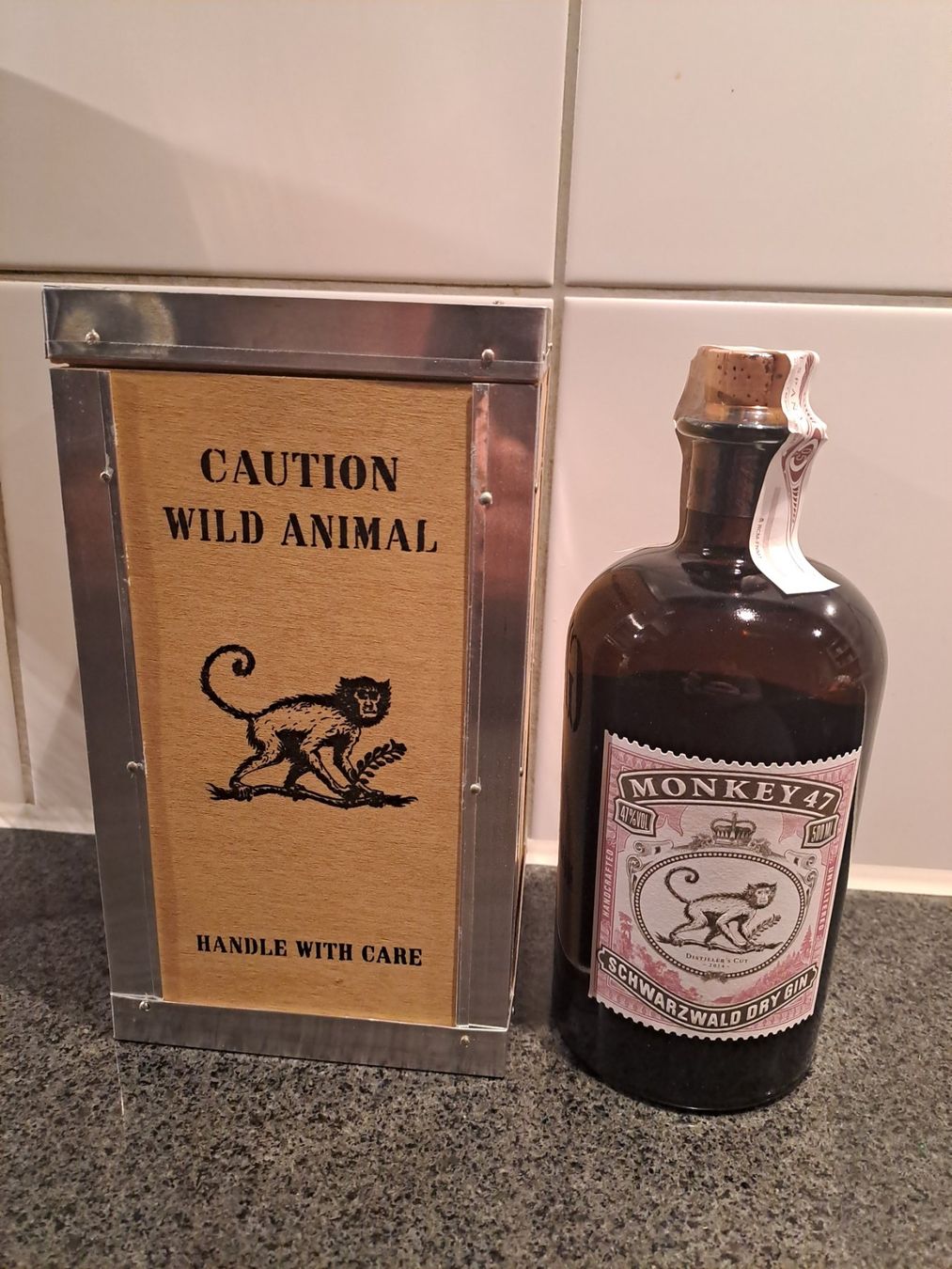 Monkey 47 Gin Distiller's Cut 2013e mit Goldring und Box (Neu und ...