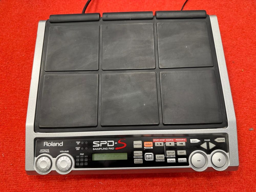 ROLAND SPD-S Sampling Pad Mit Netzteil | Kaufen auf Ricardo