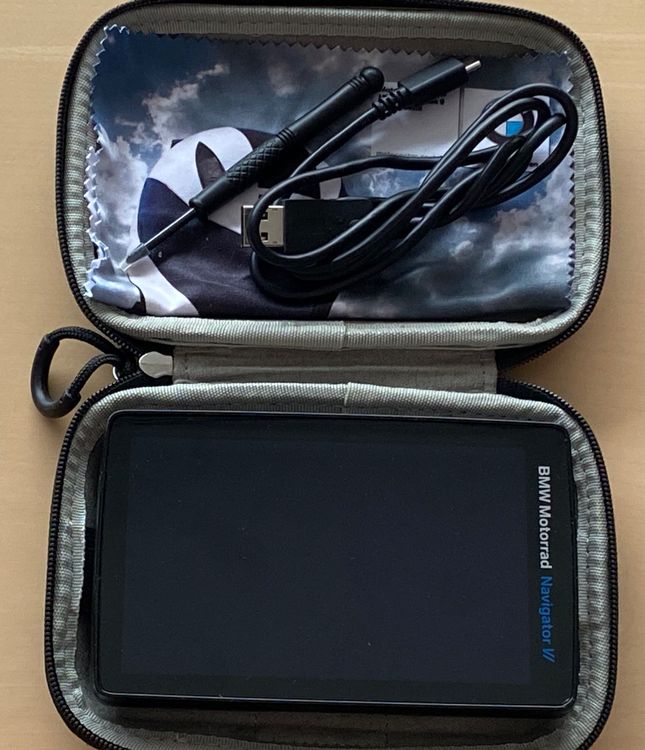 BMW Navigator VI (Gebraucht) in für CHF 370 – nur Abholung auf Ricardo ...