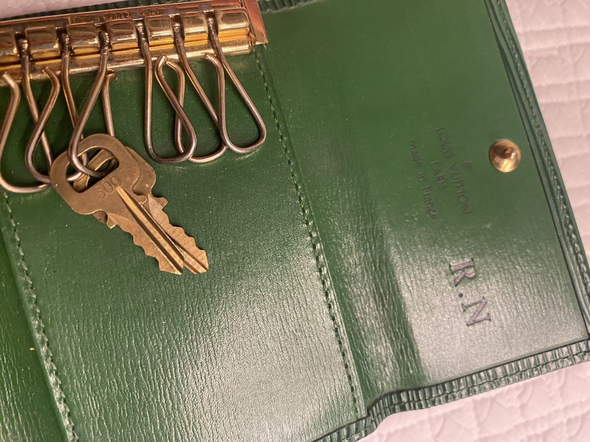 Porte-clés Louis Vuitton vert (D'occasion) à Payerne pour CHF 107 ...