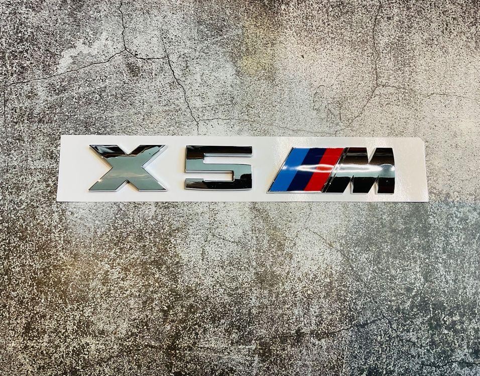 BMW X5M Emblem Logo Schriftzug in Chrom Neu (Neu und originalverpackt ...