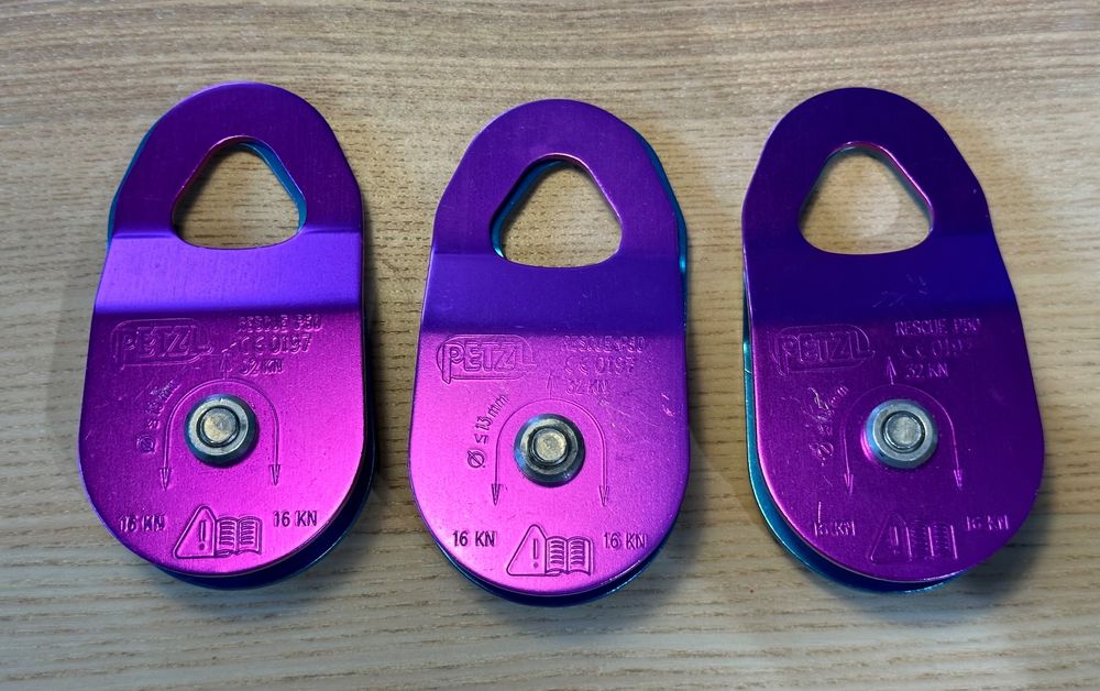 PETZL Seilrollen Rescue P50 (Set von 3) (Gebraucht) in Meyrin für CHF ...