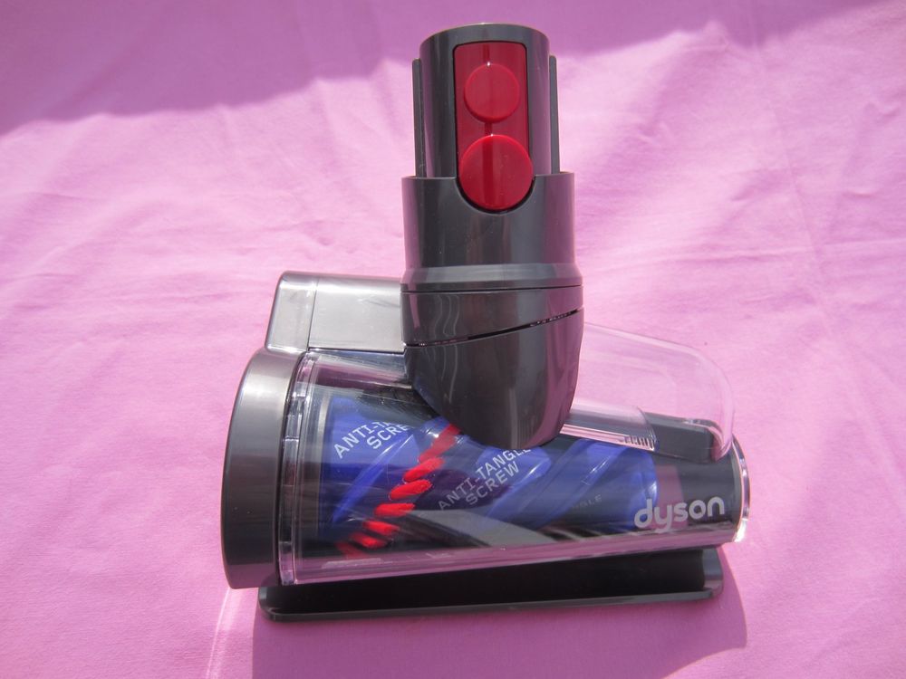 DYSON Anti Tangle Screw Speziell für Haare....Neuwertig | Kaufen auf ...