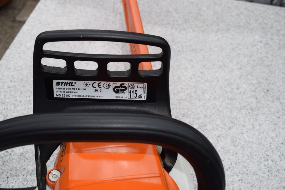 Stihl Motorsäge MS251C | Kaufen auf Ricardo
