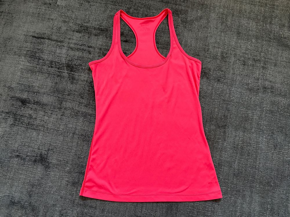 NRG Sport Top Grösse S (Gebraucht) in Basel für CHF 5 – mit Lieferung ...