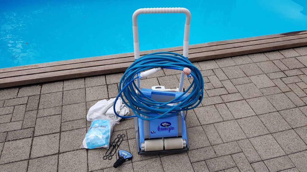 Dolphin dynamic Plus by maytronic Poolroboter inkl. Fernbed. (Defekt ...