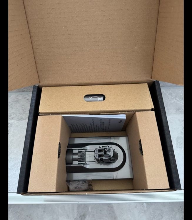 Batterie et chargeur Dyson v11 v15 (Neuf avec emballage d'origine) à ...
