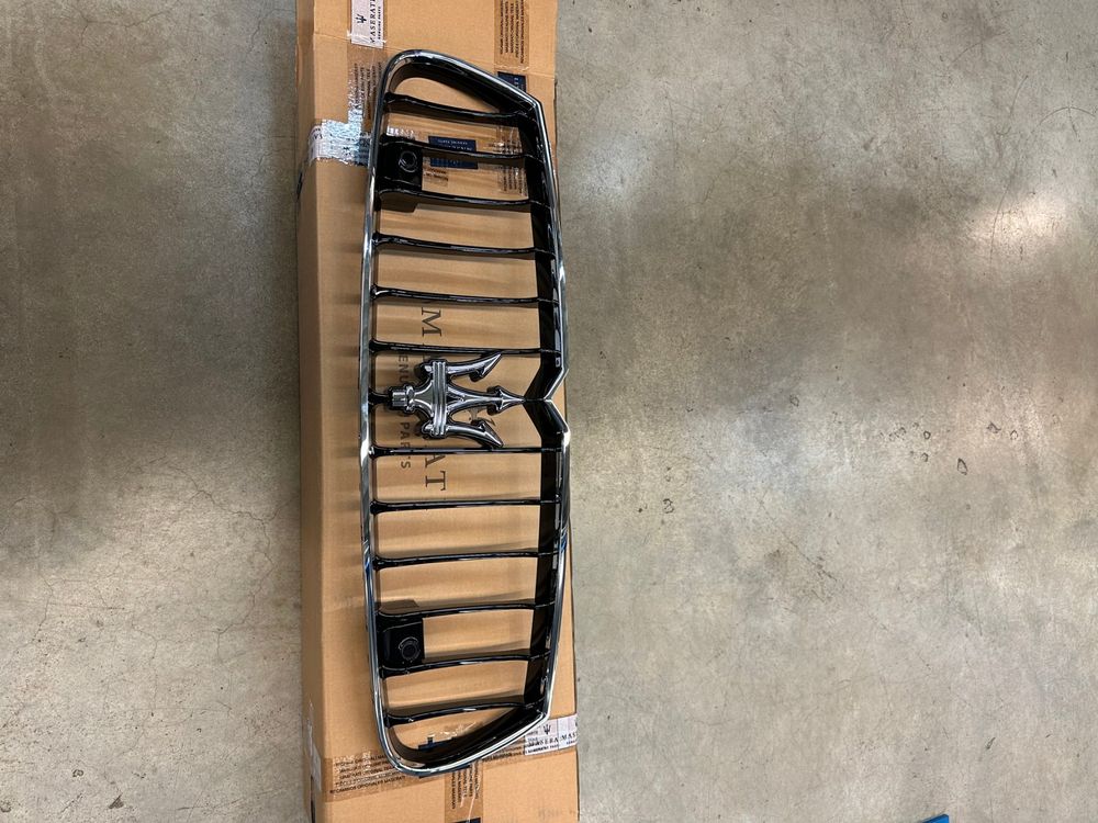Kühlergrill Maserati | Kaufen auf Ricardo