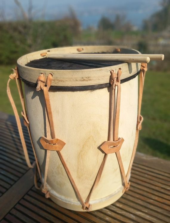 Bombo Leguero Argentinisch Original (Gebraucht) in Boniswil für CHF 390 ...