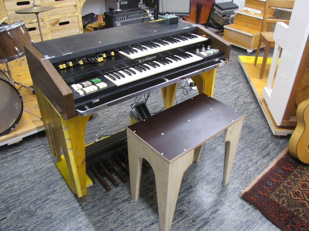 Hammond X5 Custom Orgel inkl. Boss FV-500L, "Pinwheel" etc | Comprare ...