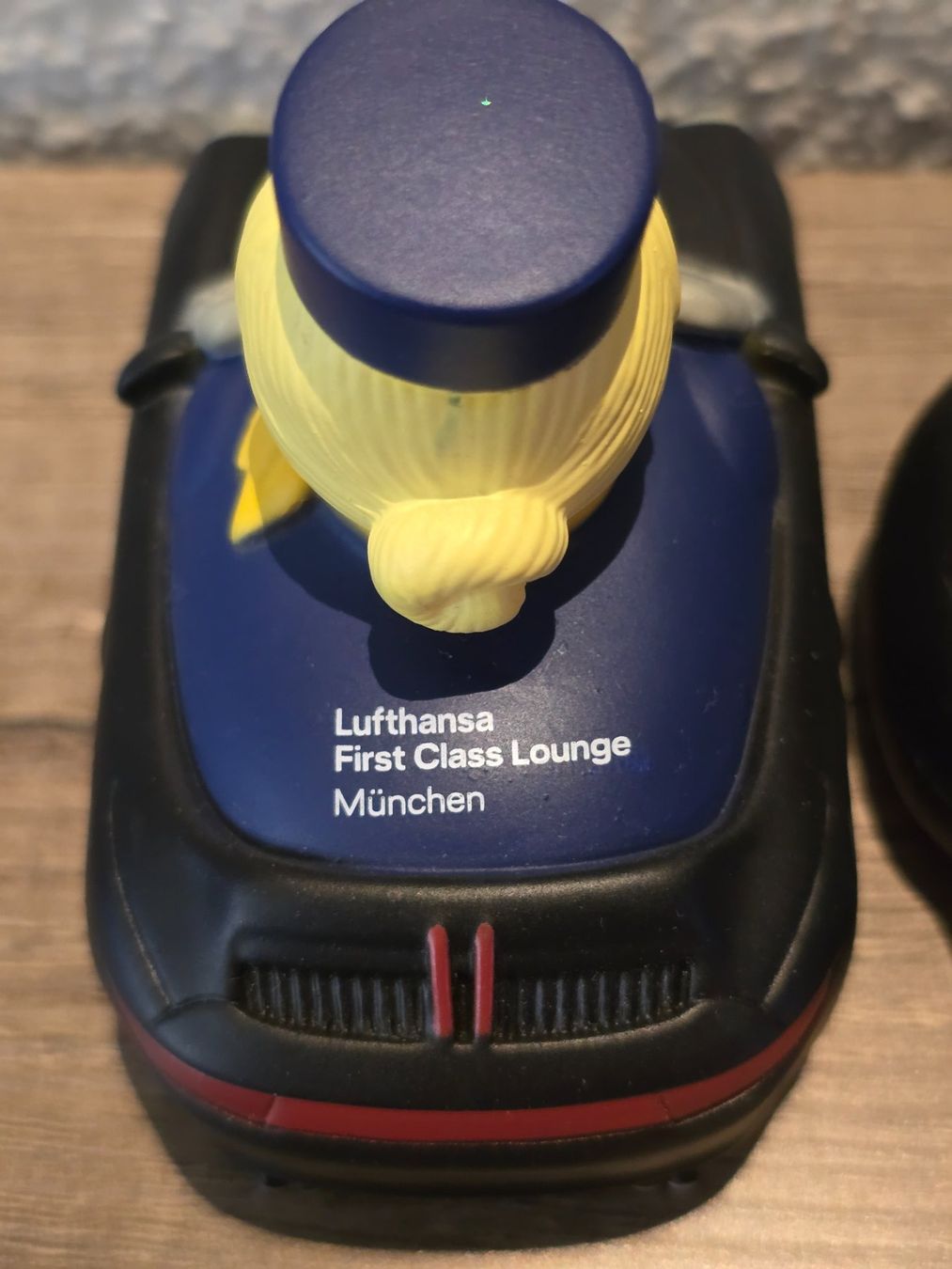 Lufthansa MUC Porsche Badeente Gummiente Ente First Class (Neu (gemäss ...
