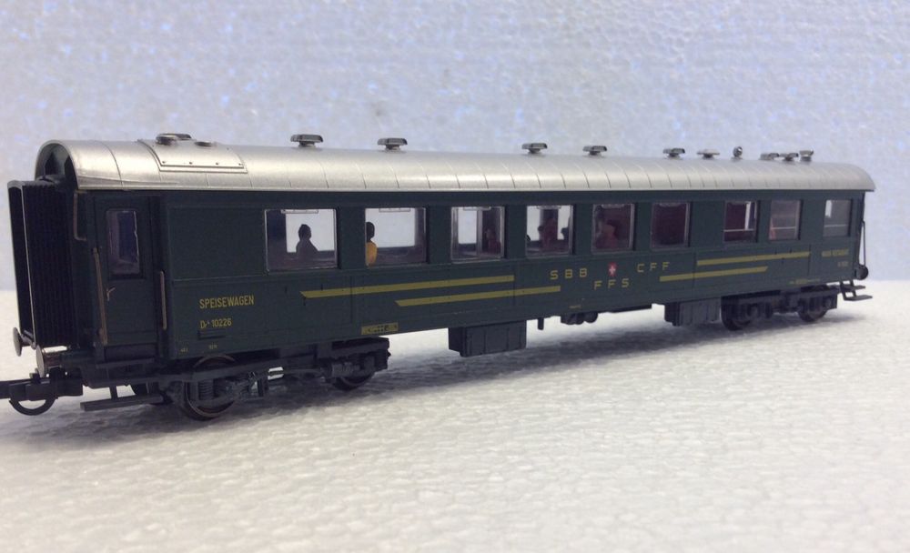 Roco SBB Speisewagen 1:87 mit Figuren, grün, OVP, H0 / DC (Gebraucht) in Adliswil für CHF 60 ...