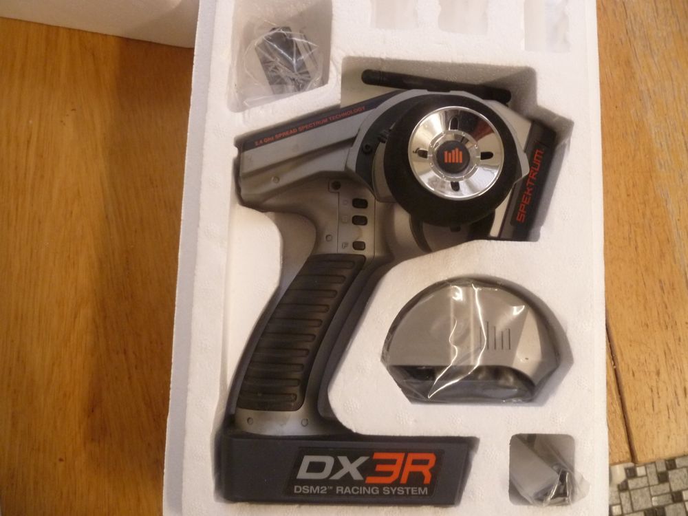 Spektrum DX3R Fernsteuerung 3-Kanal Car | Kaufen auf Ricardo