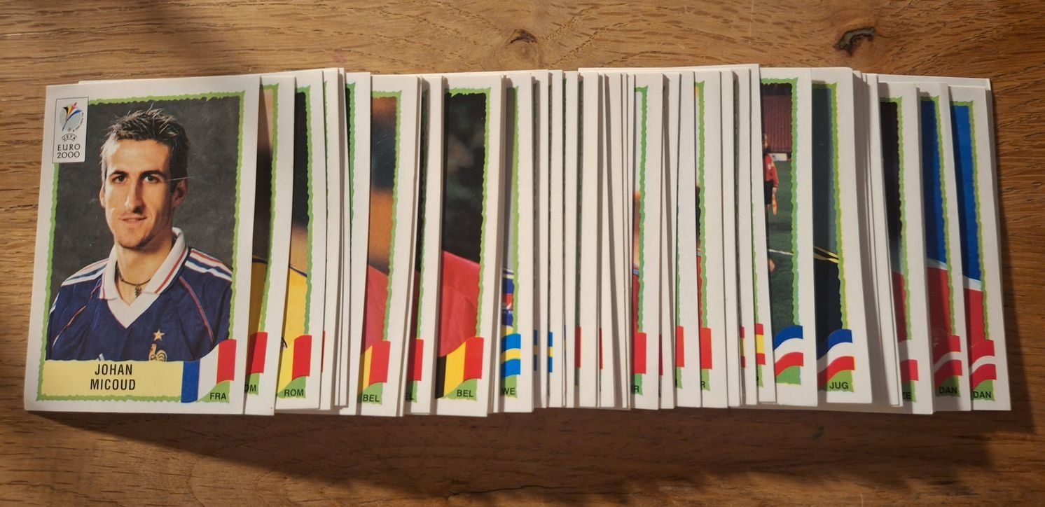 Panini 2000 / 81 sehr gut erhaltenen Stickers (Gebraucht) in Horw für ...