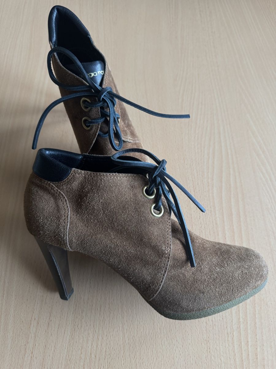 Boots Sergio Rossi en daim marron, taille 40 (D'occasion) à Morges pour ...