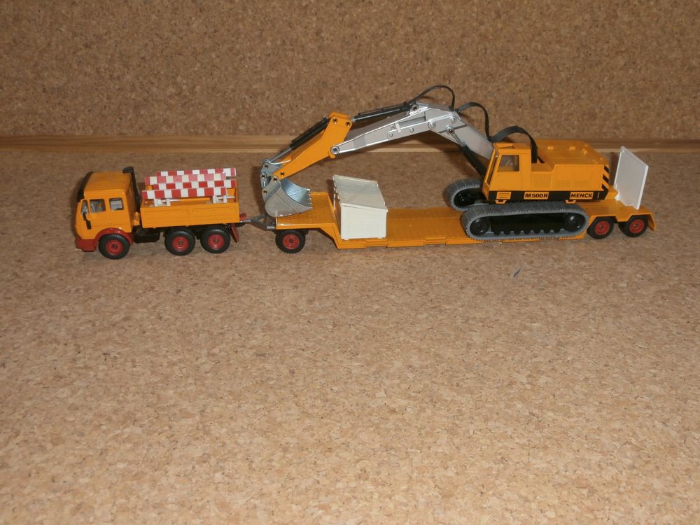 SIKU 4111 NL Mercedes mit Tieflader und Bagger | Kaufen auf Ricardo