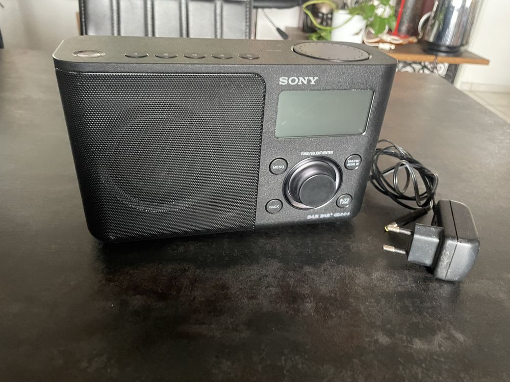 Radio Sony XDR-61D DAB/DAB+/FM Portable (Gebraucht) in Vallamand für ...