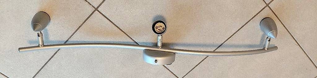 Lampe plafonnier – 3 spots 💡 💡 💡 (D'occasion) à St-Livres pour CHF 2 ...