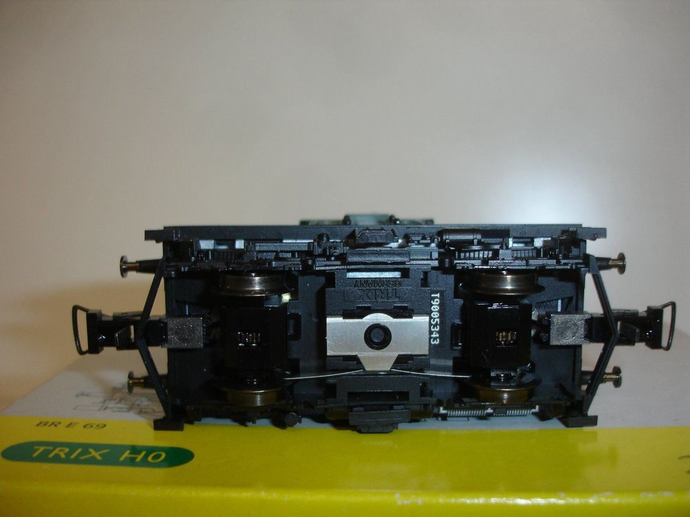 Trix: 22551 E-Lokomotive E69 DB (Gebraucht) in Fontaines NE für CHF 83 ...
