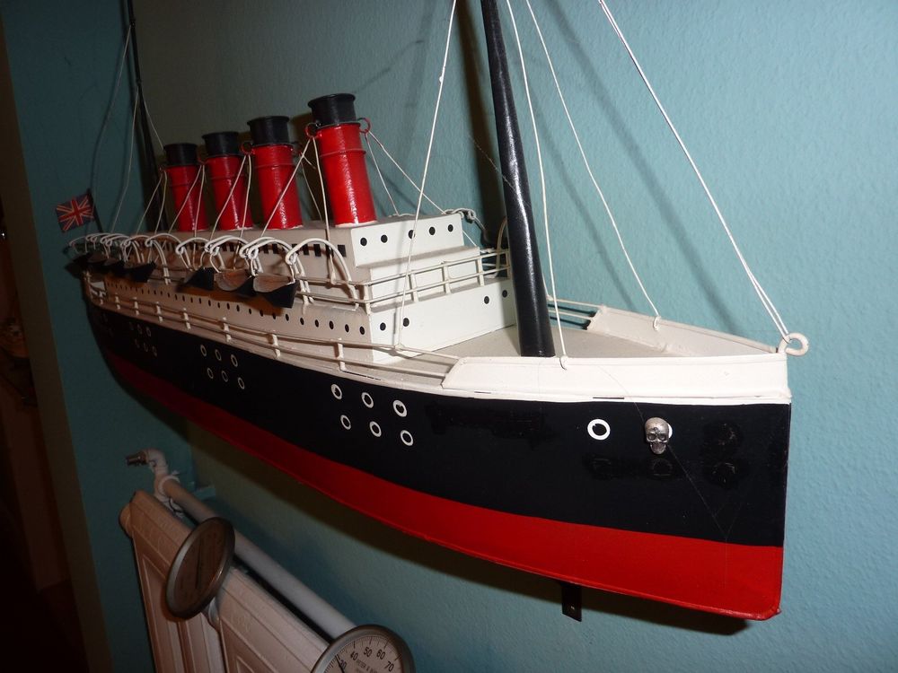 Blechschiff "Titanic" (Gebraucht) in Zuerich für CHF 60 – mit Lieferung auf Ricardo kaufen
