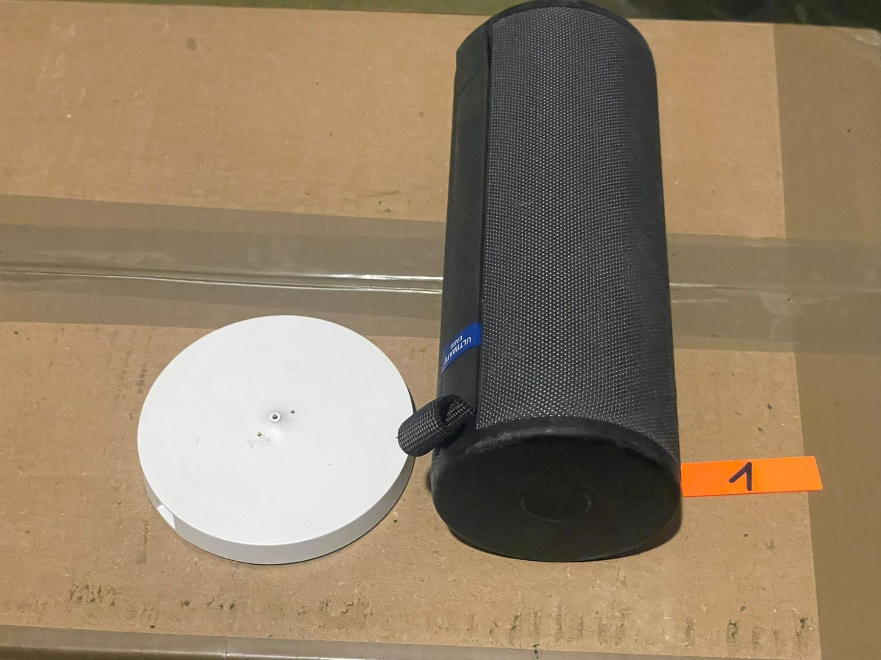 Ue Boom 3 mit Ladestation Inkl (Guter Zustand) (Neu (gemäss ...