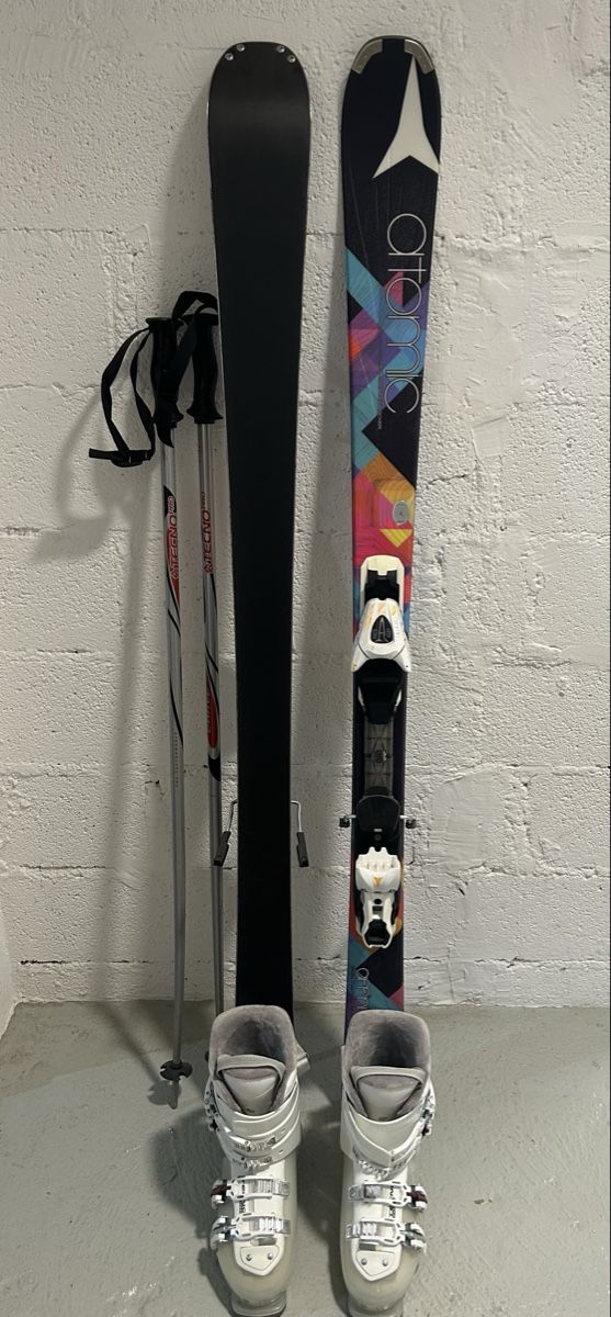 Atomic Ski Set für Damen - Ski, Schuhe und Stöcke (Gebraucht) in Hergiswil LU für CHF 250 – nur ...