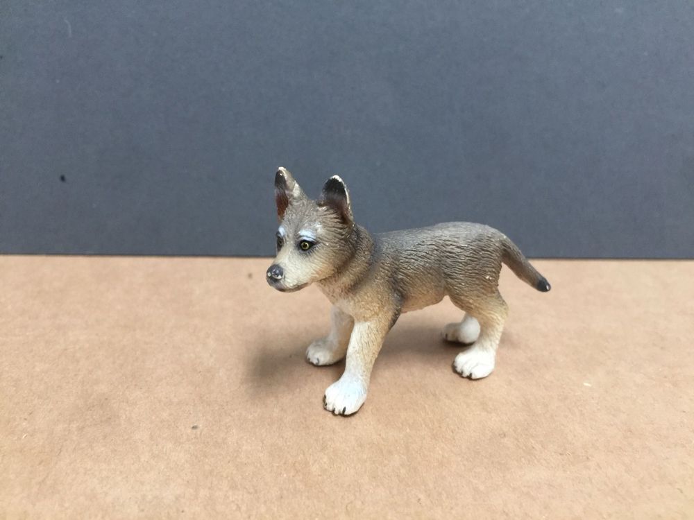 Schleich Wolf und Welpe Tiere Wölfe (Gebraucht) in für CHF 15 – mit ...