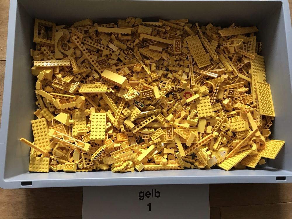 Lego’s gelb (Gebraucht) in Gelterkinden für CHF 20 – mit Lieferung auf Ricardo kaufen