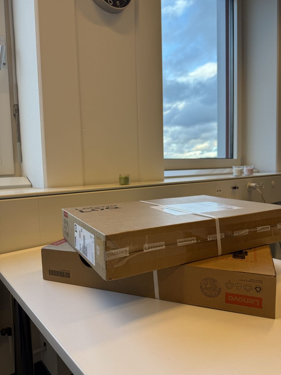 Notebook Lenovo Intel i5-12600HX 2.5GHz RAM: 16GB 15.6“ FHD (Neu und ...