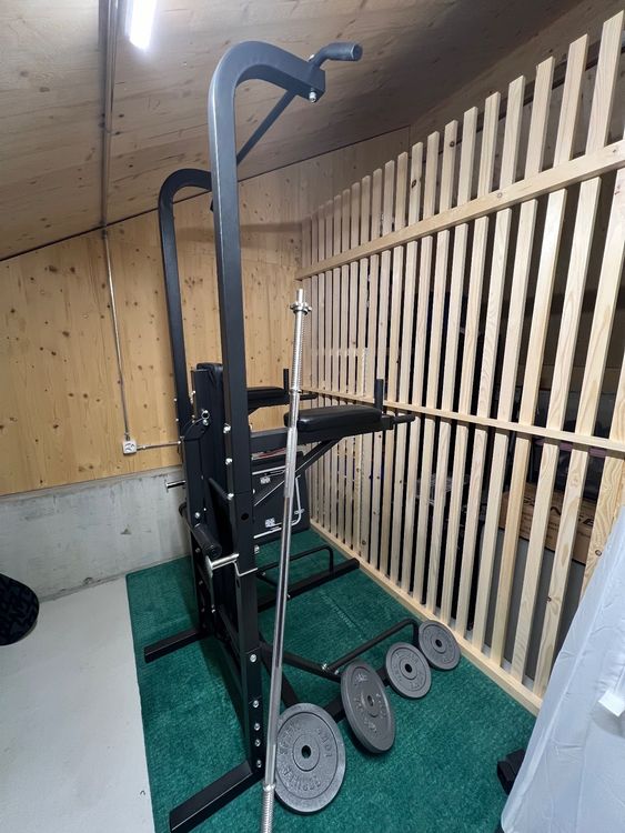Fitnessgerät / Home Gym mit Stange und Gewichten (Gebraucht) in ...