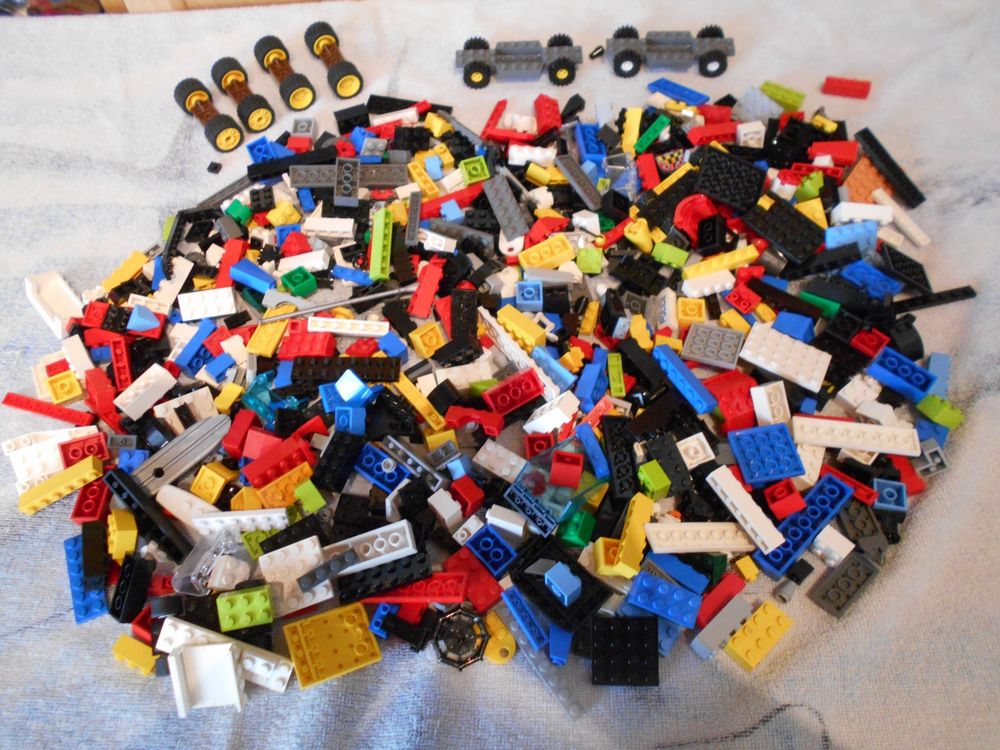 1 Kilo Lego Teile ( Set 688 ) (Gebraucht) in Niederuzwil für CHF 22 ...