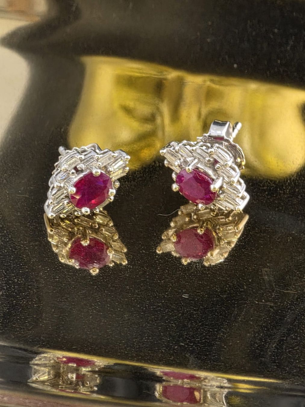 Rubinohrstecker, 18 Karat Gold, Diamanten, Top Zustand! (Gebraucht) in ...