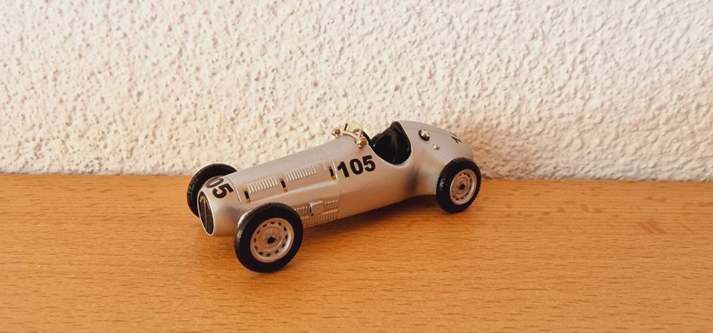 Bmw Baum F2 (Neu (gemäss Beschreibung)) in Merligen für CHF 49 – mit Lieferung auf Ricardo kaufen