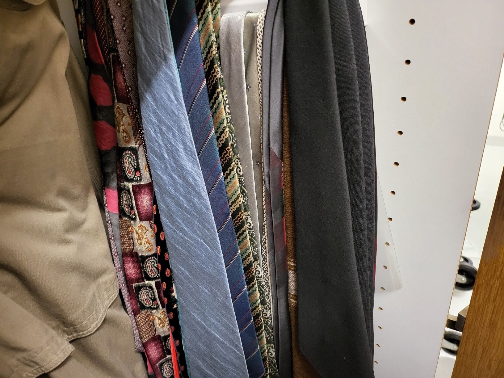 diverse Kravatten Details folgen (Gebraucht) in Horgen für CHF 200 ...