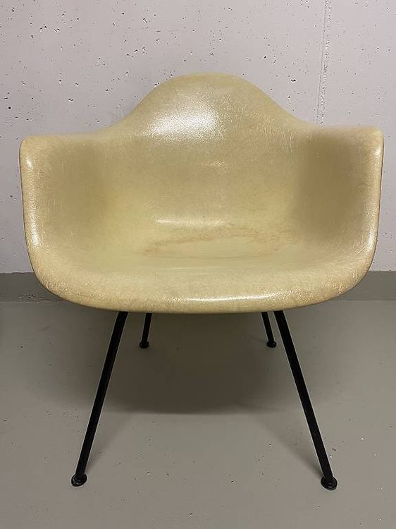 Eames Shell Arm Chair 1st Gen Rope Edge (Zenith) (Gebraucht) in Zürich ...