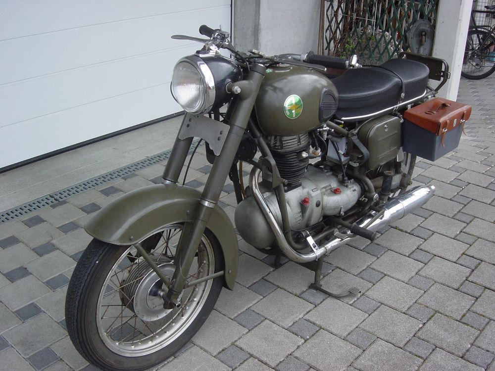 Motorrad CONDOR A250 CH Armee / zum aufbereiten | Kaufen auf Ricardo