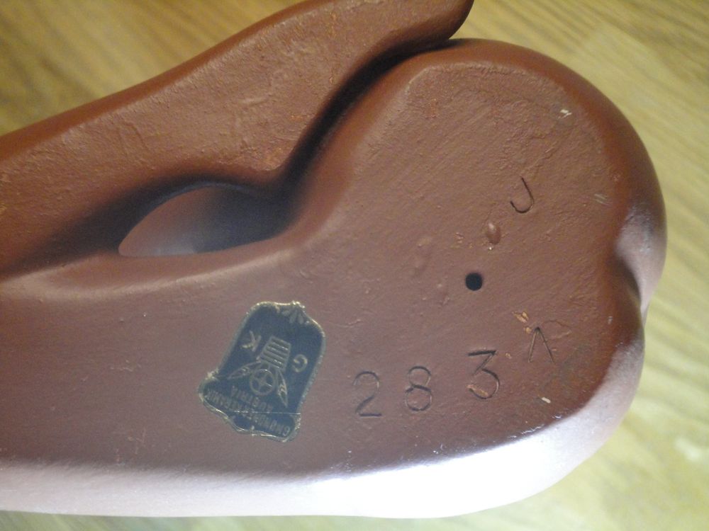 Terracotta Akt Figur (Gebraucht) in Gelterkinden für CHF 20 – mit Lieferung auf Ricardo kaufen