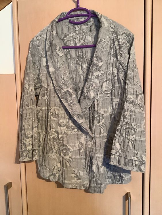 Sommerblazer (Gebraucht) in Vilters für CHF 22 – mit Lieferung auf Ricardo kaufen