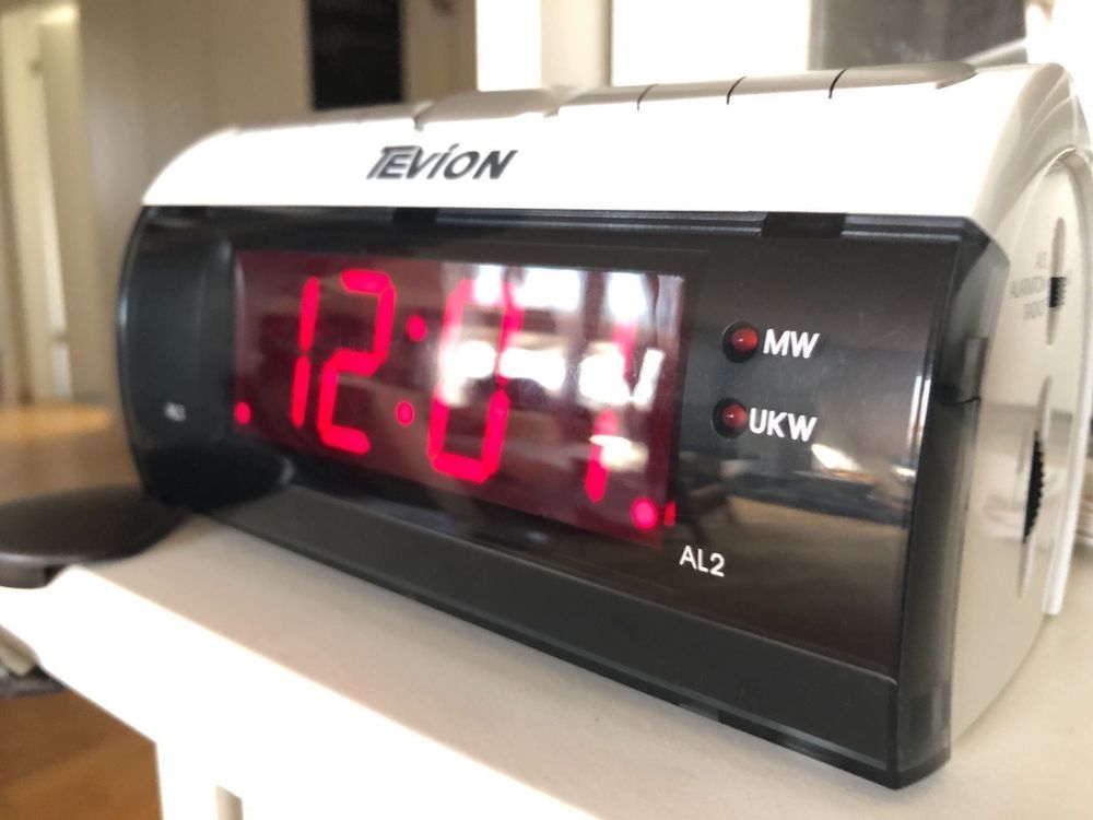 Radio Wecker Tevion (Neu (gemäss Beschreibung)) in Büttikon AG für CHF ...