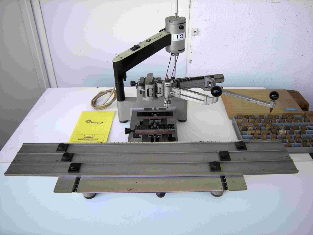 Graviermaschine für Schilderanfertigung Gravograph IM3 (Gebraucht) in ...