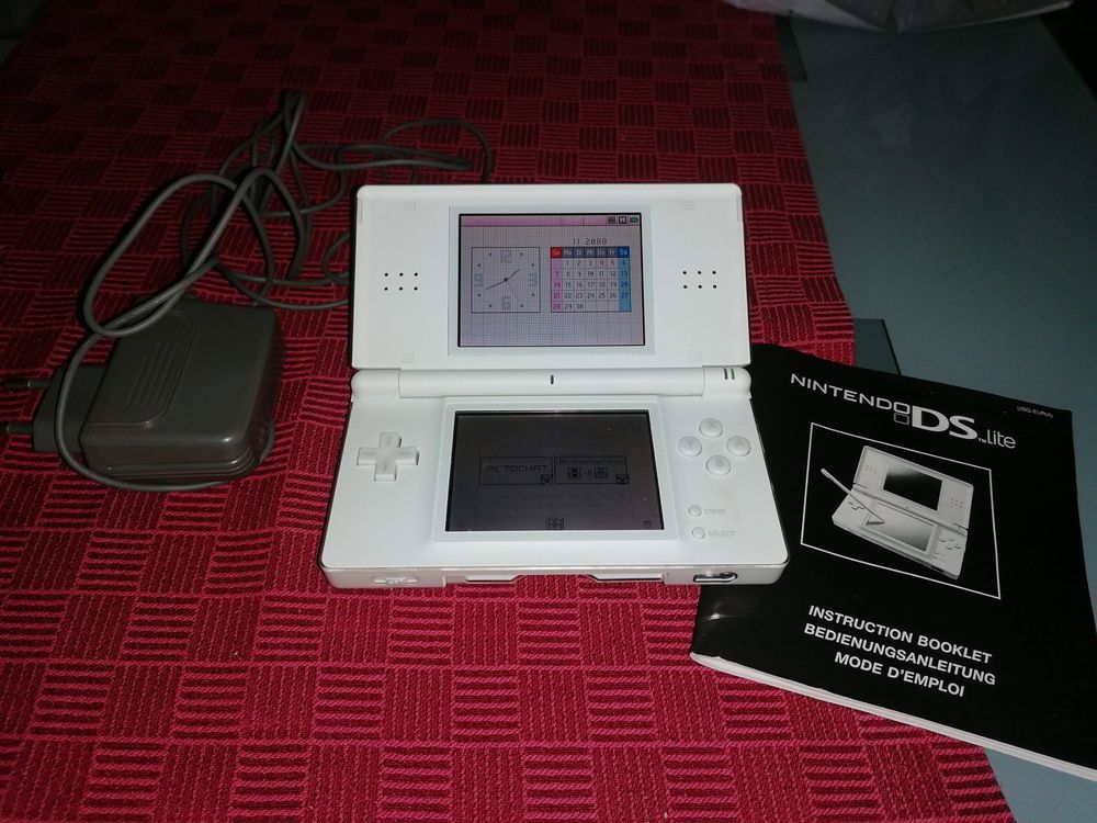 Nintendo DS Lite weiss inkl. Metroid Demo | Kaufen auf Ricardo