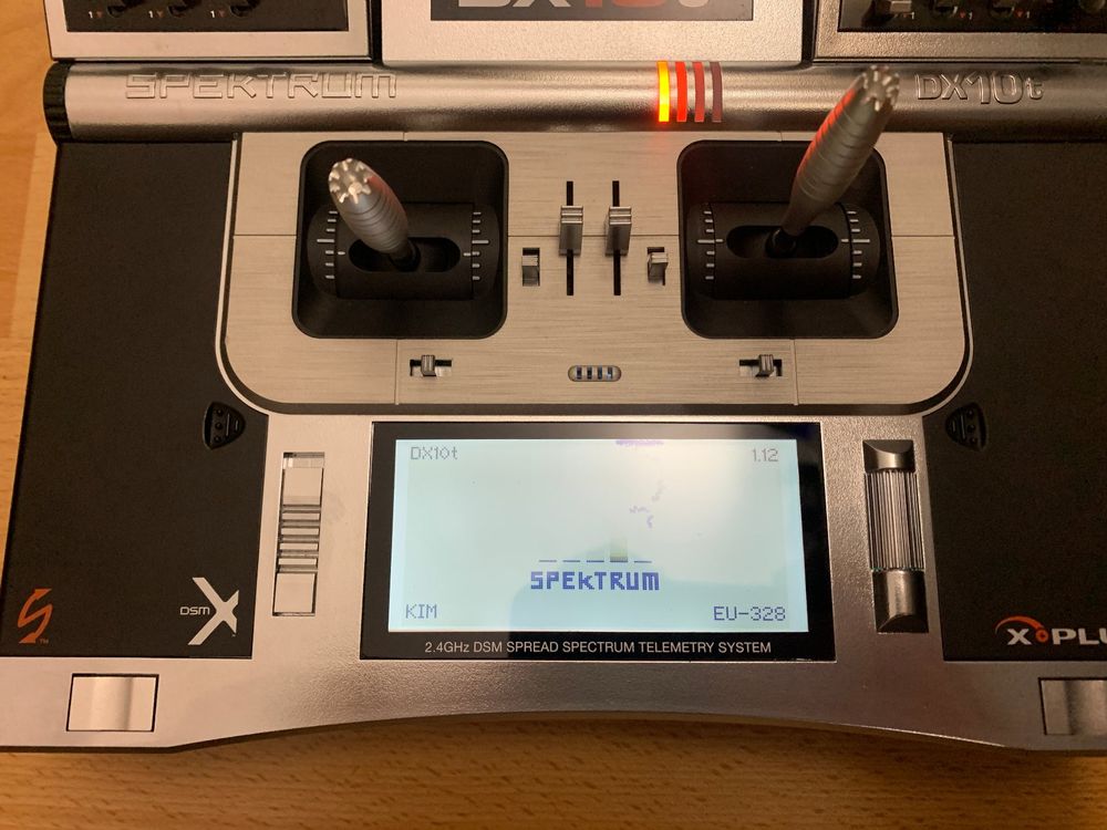 Spektrum DX10t -2.4 GHz - Pultsender (Defekt) in Worben für CHF 150 ...