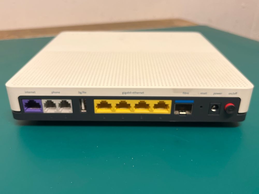 Swisscom Internet Box Model VRV9519 (Gebraucht) in Nyon für CHF 2 – mit ...